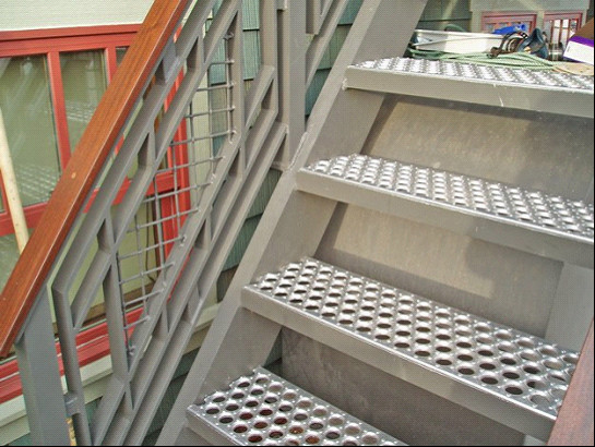 Anti - Skidding Decorative Sheet Metal Panels Perforated Metal Stair Treads